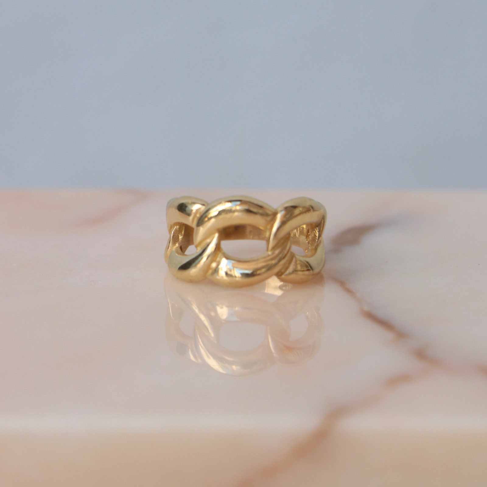 Noam Ring – Meyrav Shavit Online