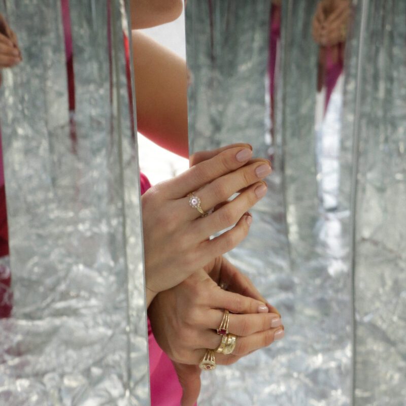 Luca Ring – Meyrav Shavit Online