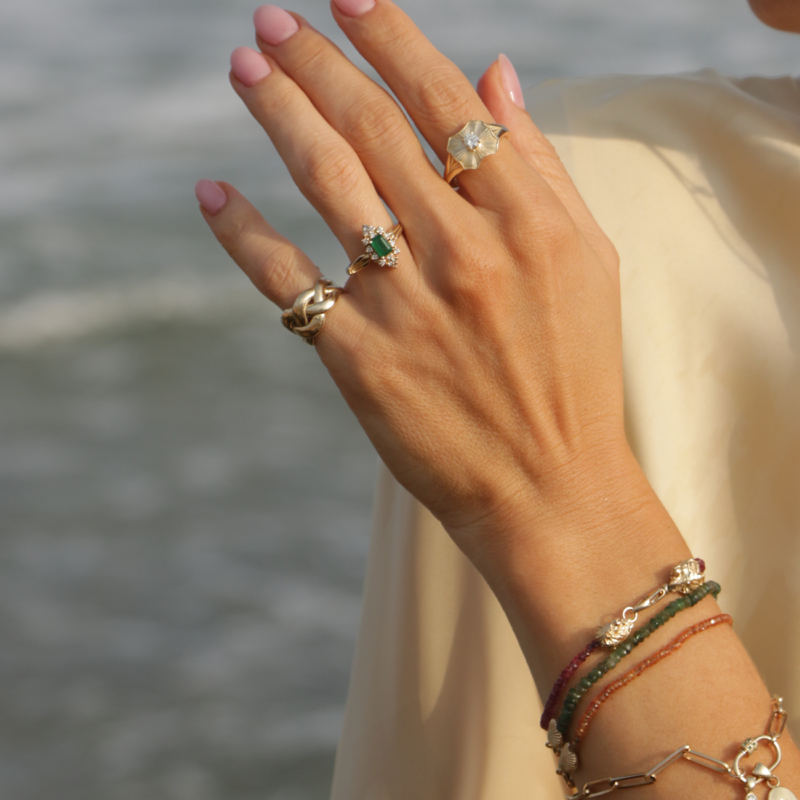 Emerald Tomi Ring – Meyrav Shavit Online